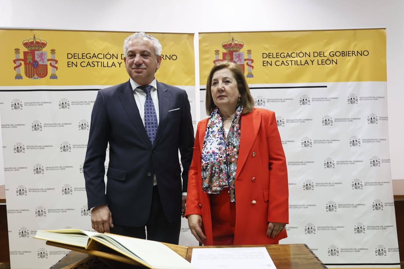 La toma de posesión de Rosa López como nueva subdelegada del Gobierno, en imágenes | La Gaceta ...